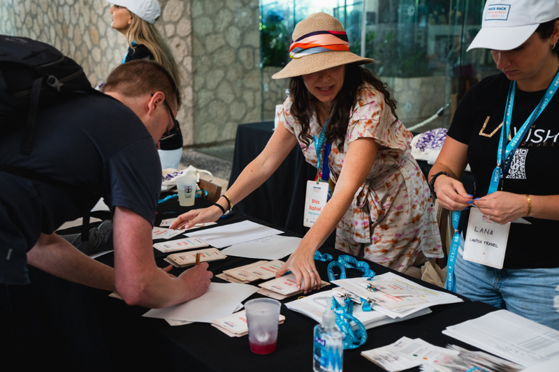 Not your typical all-staff retreat: 200+-member Muck Rack team met in ...