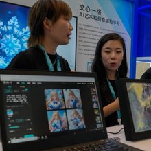 Xin Zhou’s Profile | The Yuan Journalist | Muck Rack