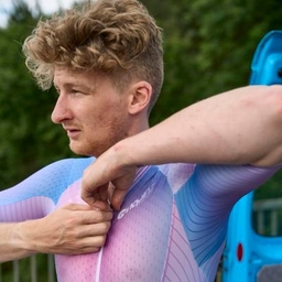 Alex Ballinger’s Profile | Sunday Mirror, The Daily Mirror, The ...