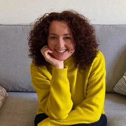 Lisa Marks’s Profile | Apple Podcasts, Medium, The Guardian Journalist ...