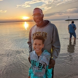 Fred Clasen-Kelly’s Profile | KFF Health News Journalist | Muck Rack