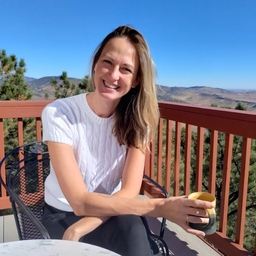 Elena Kazamia’s Profile | Freelance Journalist | Muck Rack