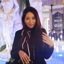 Narae Kim’s Profile | Bloomberg Businessweek, Bloomberg News, Nature ...