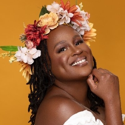 Iyana Robertson’s Profile | Yahoo Entertainment, Yahoo Life, PopSugar ...