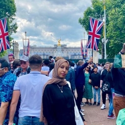 Ayaan Ali’s Profile | The Daily Mirror, The Mirror US Journalist | Muck ...