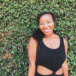 Simone Corbett’s Profile | Entertainment Tonight Journalist | Muck Rack