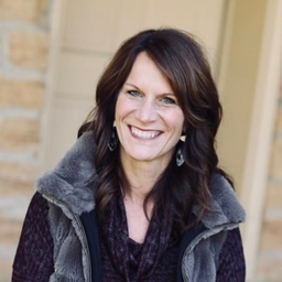 Lisa Riedl’s Profile | Garnish With Lemon Journalist | Muck Rack