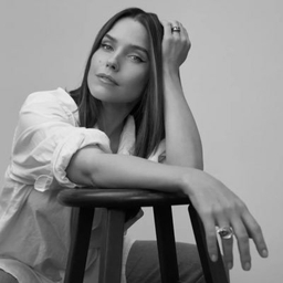 Sophia Bush’s Profile | Work in Progress with Sophia Bush Journalist ...