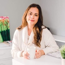 Victoria Cornell’s Profile | Neon Moon Journalist | Muck Rack