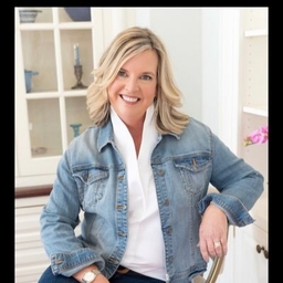 Amy Schmidt’s Profile | Pod À Trois - Um podcast sobre diversidade ...