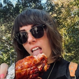 Stepstool Sarah’s Profile | It's Evolution, Baby! Journalist | Muck Rack