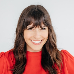 Carly Henderson’s Biography | Muck Rack