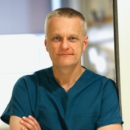 Dr. Lee Warren’s Profile | The Dr. Lee Warren Podcast Journalist | Muck ...