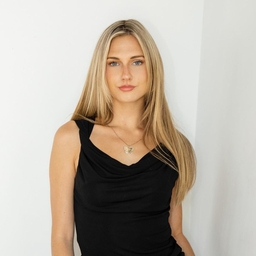 Interview with Macy Meinhardt | Muck Rack