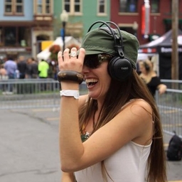 Ali Hibbs’s Profile | AdvisorHub Journalist | Muck Rack