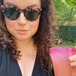 Amanda Mull’s Profile | Bloomberg Businessweek Journalist | Muck Rack