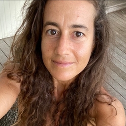 Julia Holland’s Profile | Tasting Table Journalist | Muck Rack