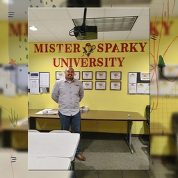 Daniel Lua Palm Desert’s Profile | Muck Rack