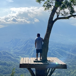 Roger Farahmand’s Profile | TechBullion Journalist | Muck Rack