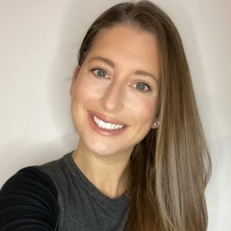 Jackelyn Shultz’s Profile | Howie Mandel Does Stuff Podcast Journalist ...