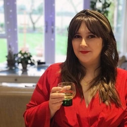 Daisy Hatami’s Profile | Prettygreentea Journalist | Muck Rack