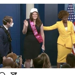 Megan Apper’s Profile | Yahoo Life, BuzzFeed, Cosmopolitan Journalist ...