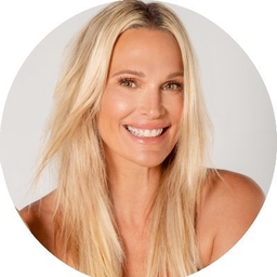 Molly Sims’s Profile | Molly Sims, Lipstick on the Rim, Molly’s Substack Journalist | Muck Rack
