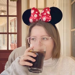 Emily Nicolle’s Profile | Bloomberg News Journalist | Muck Rack