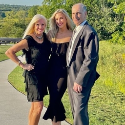 Jama Suchomel’s Profile | Entertainment Tonight Journalist | Muck Rack