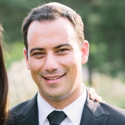 Mosheh Oinounou’s Profile | Mo News, Mo News (Podcast) Journalist ...