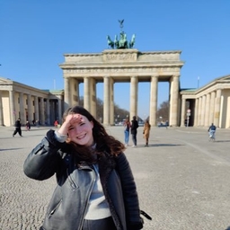 Articles by Hope Brotherton’s Profile | Travel Gossip Journalist | Muck ...