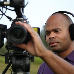 Micha Rondeau’s Profile | Bloomberg New Economy Journalist | Muck Rack