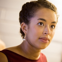 Hannah Gomez’s Profile | Medium, SELF Magazine, Book Riot Journalist ...