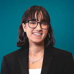 Sophia Moore’s Biography | Muck Rack