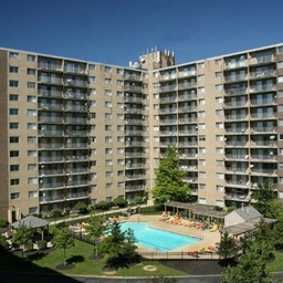 Aramais Paronyan ’s Biography | Muck Rack