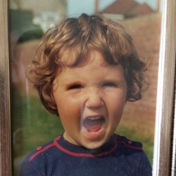 Iain Macfarlane’s Profile | Daily Express, Daily Star (UK), Scottish Daily Record Journalist ...